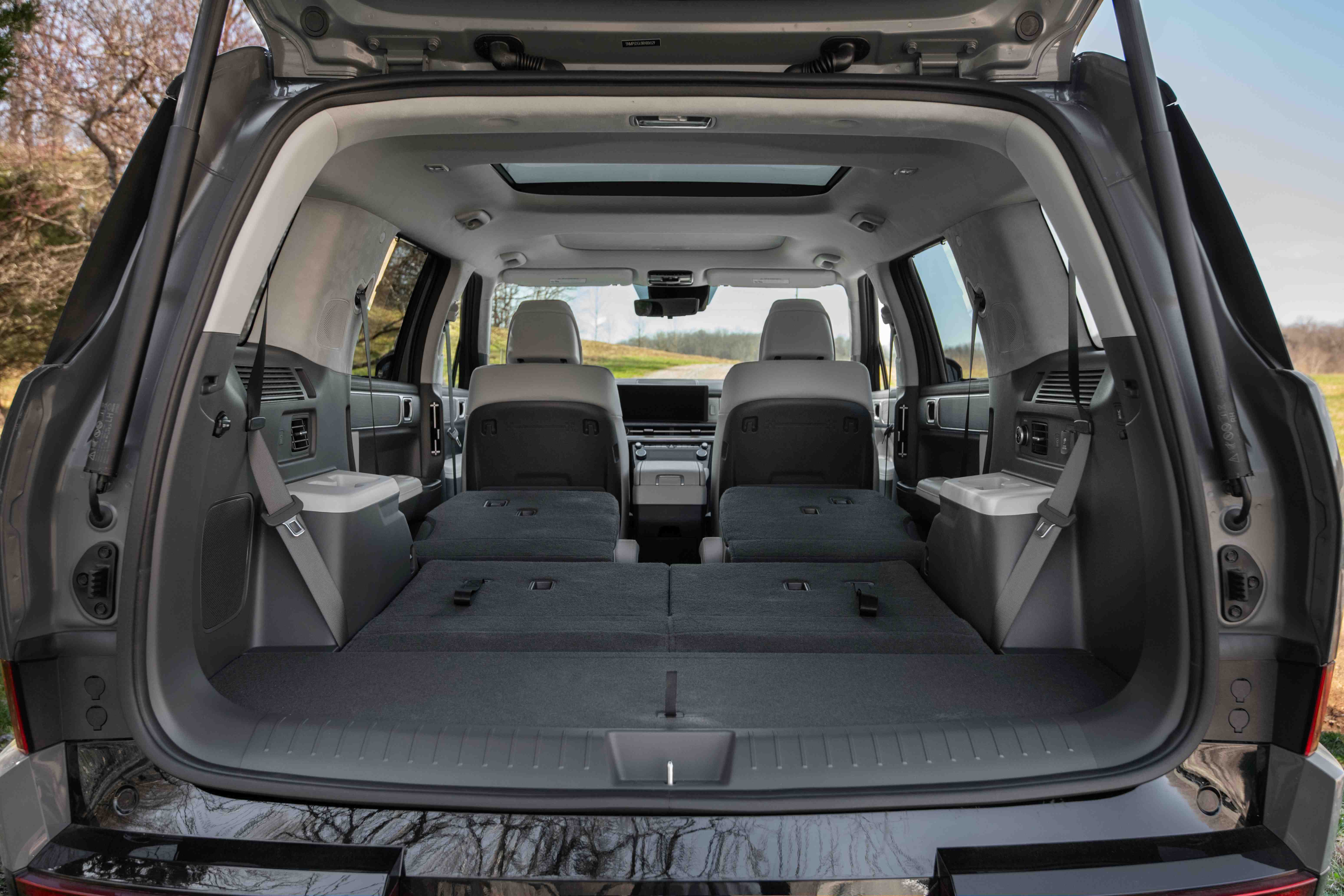 Designing the 2024 Hyundai Santa Fe | shinymetalboxes