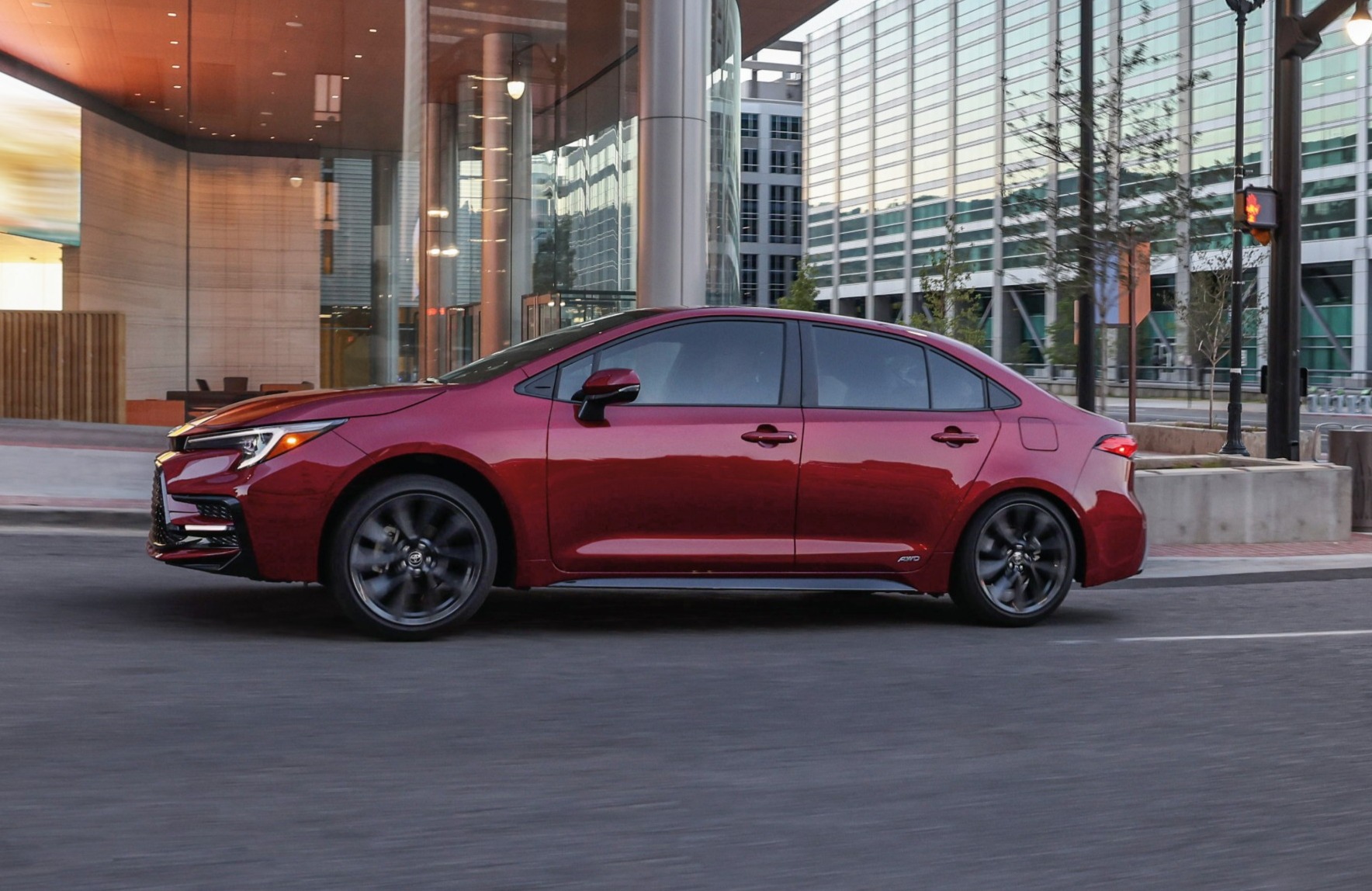 2026 Toyota Corolla Hybrid SE | shinymetalboxes